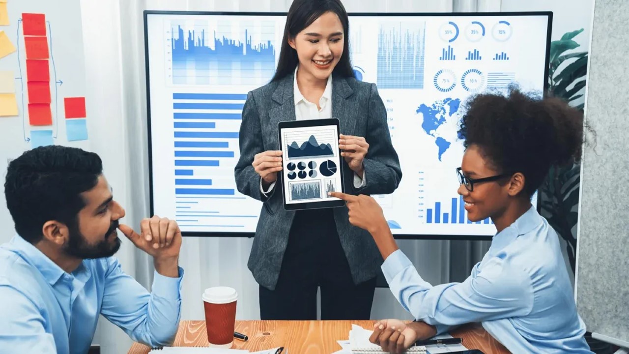 Evaluación de desempeño laboral: qué es, cómo aplicarla y ejemplos. – Grandes Pymes